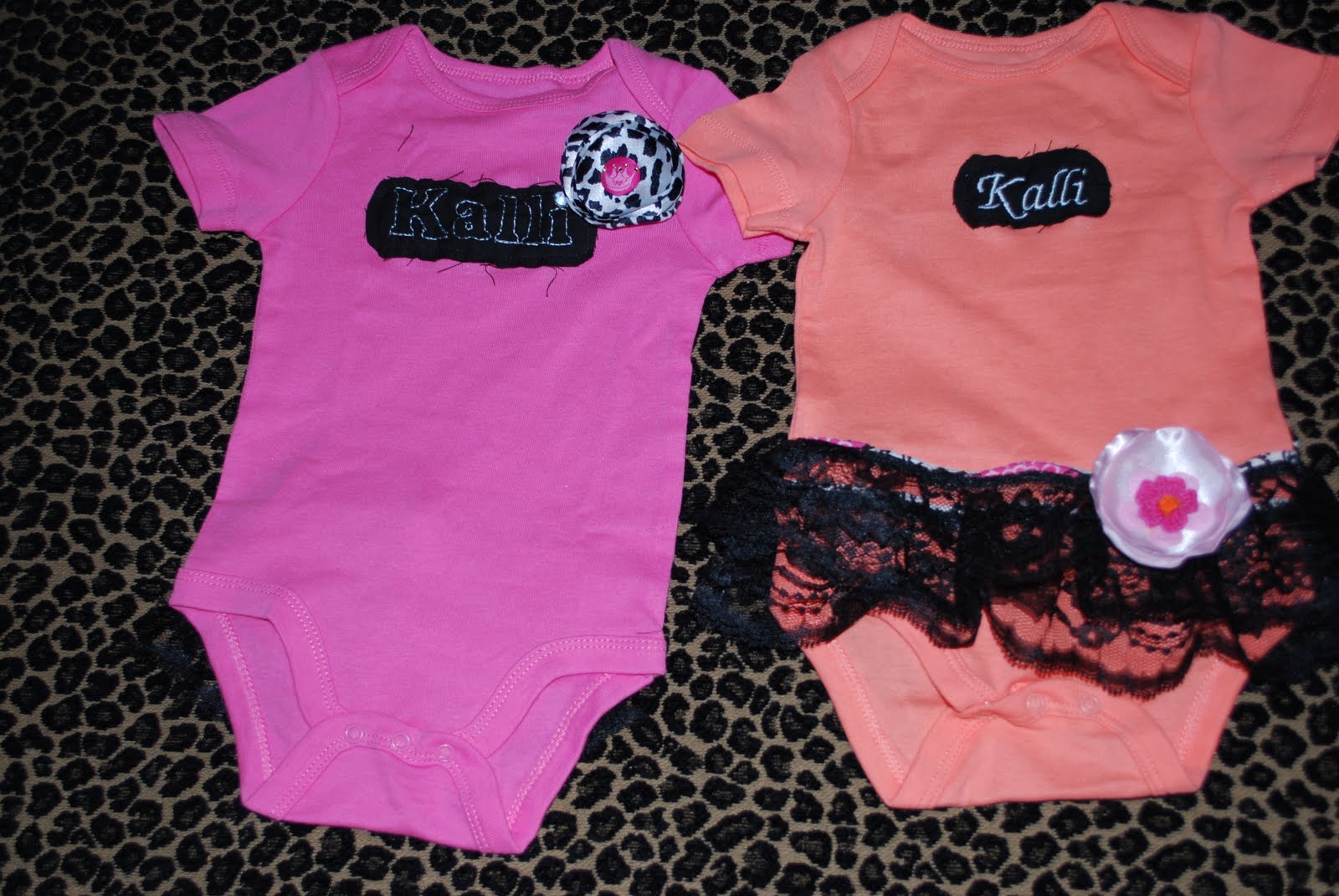 Creative Urges-Creative Blogspot: Ideas for baby girl onsies...