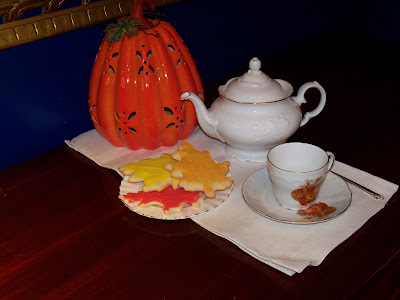 Tess's Teacups & Tabbies: Autumn tea time