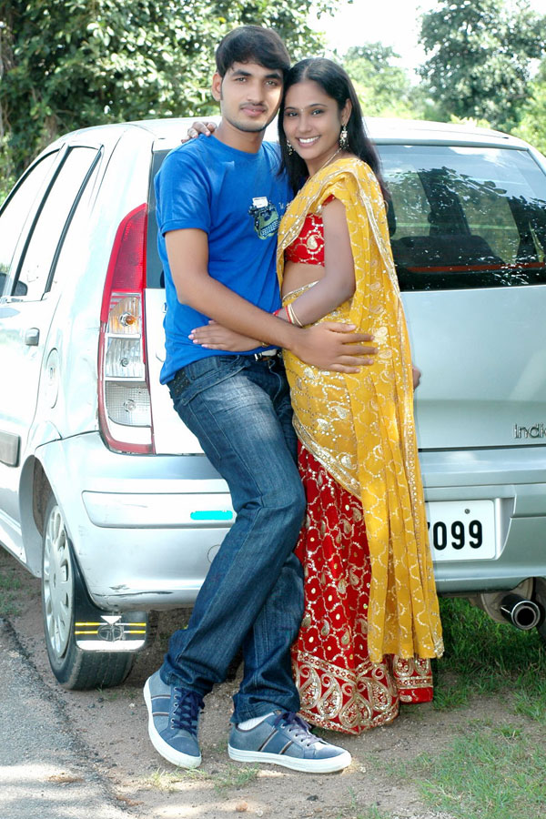 Chilipi Allari lo Chinni Asha telugu movie Stills