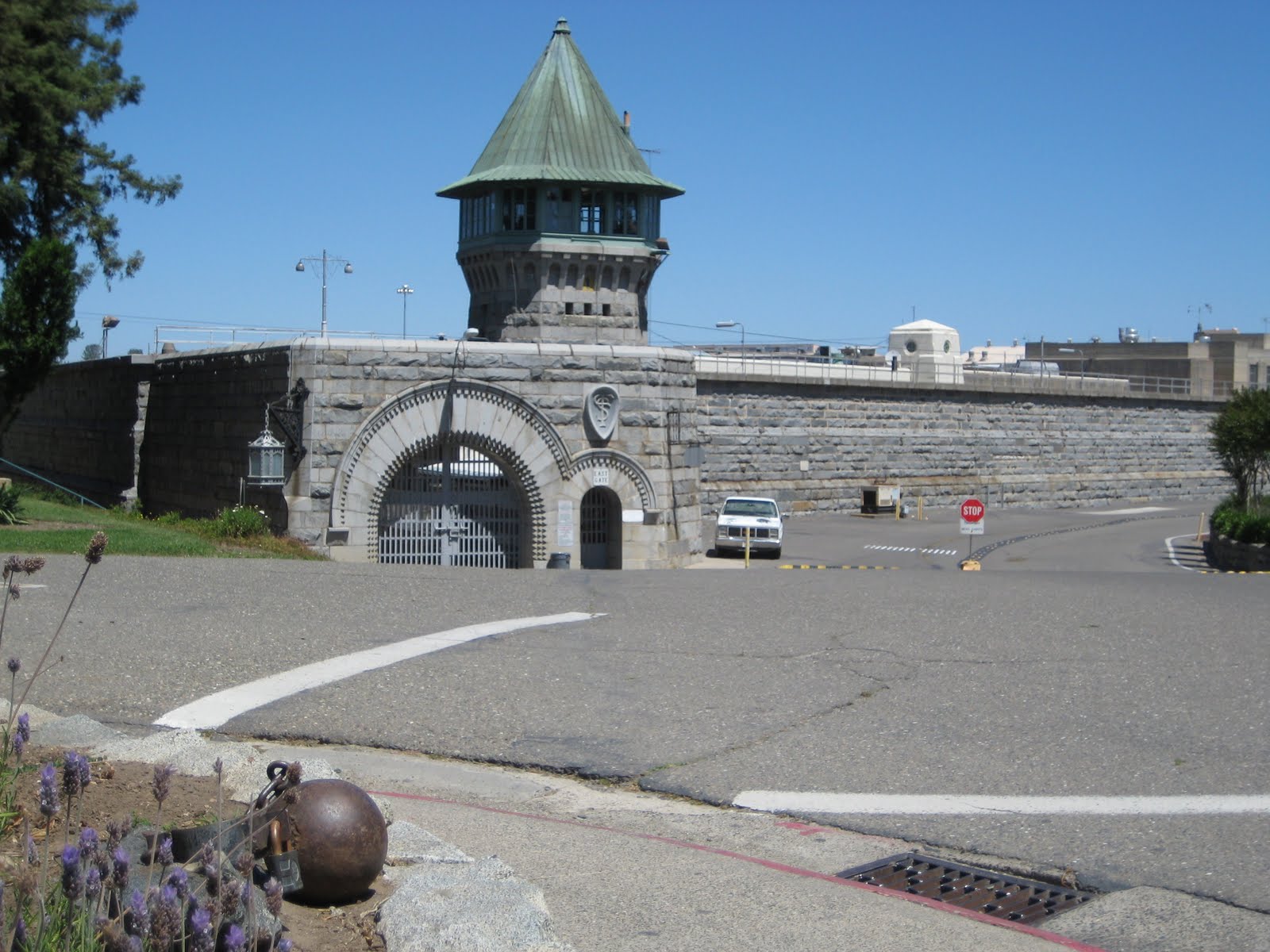 An Explorer in the Further Reaches of Experience: Folsom Prison Musuem