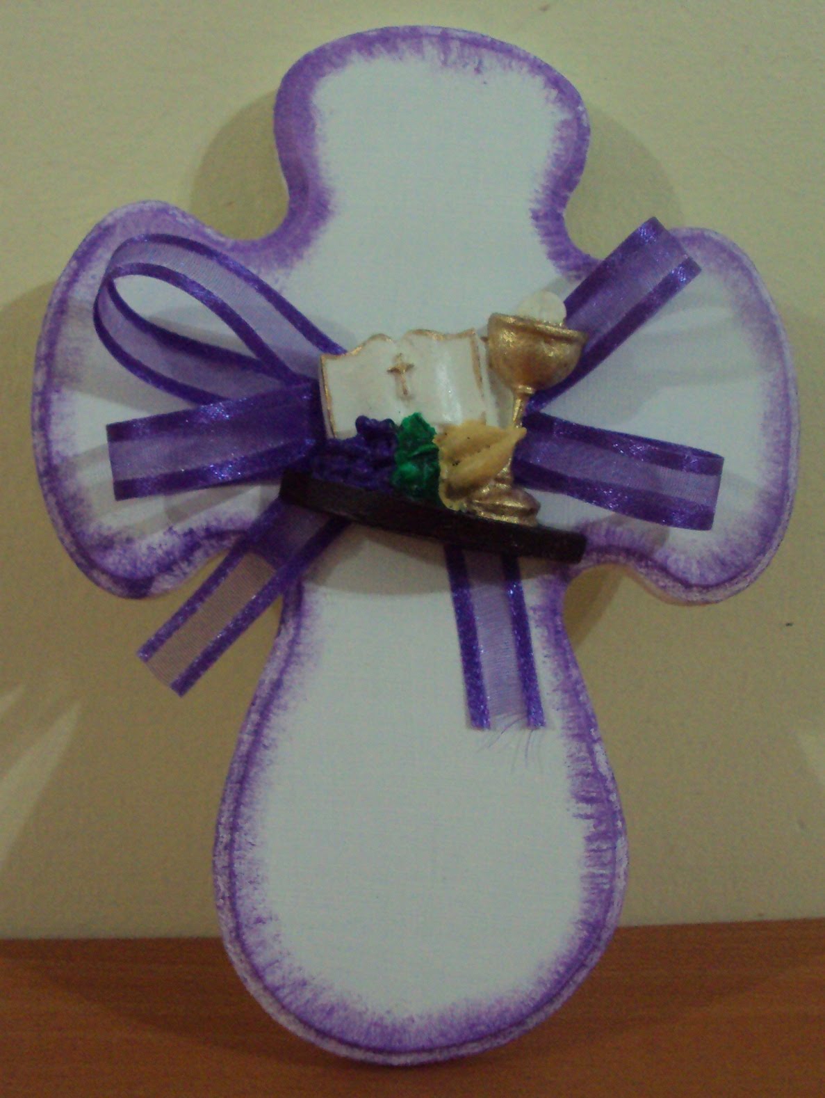 El Baul de Dani: Cruz morada 1ra Comunion