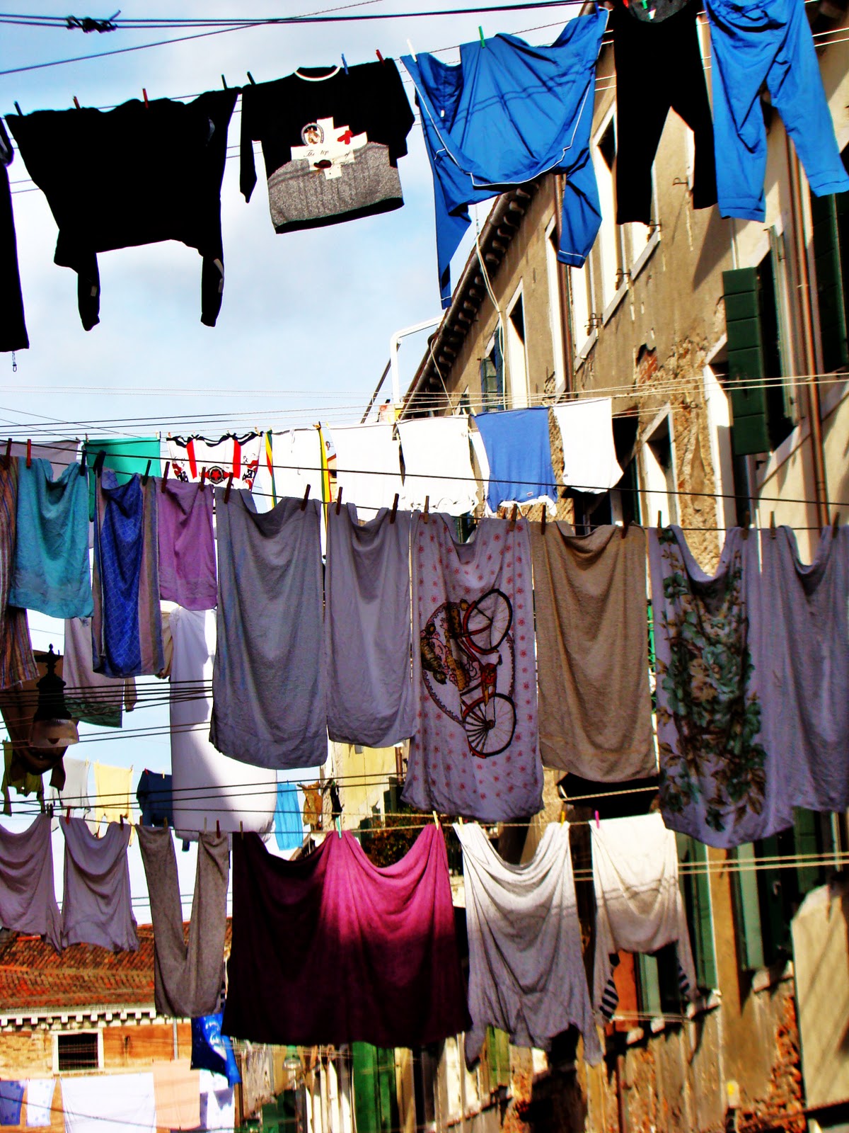 PIES DESCALZOS (Fotografías): Ropa tendida #1