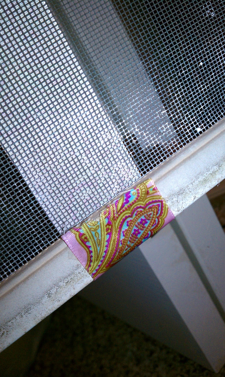 Downtime. Upcycle.: Upcycled Window Screen