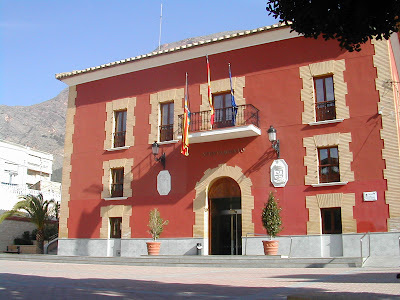 UN BREVE PASEO POR REDOVÁN ~ Alicante Vivo