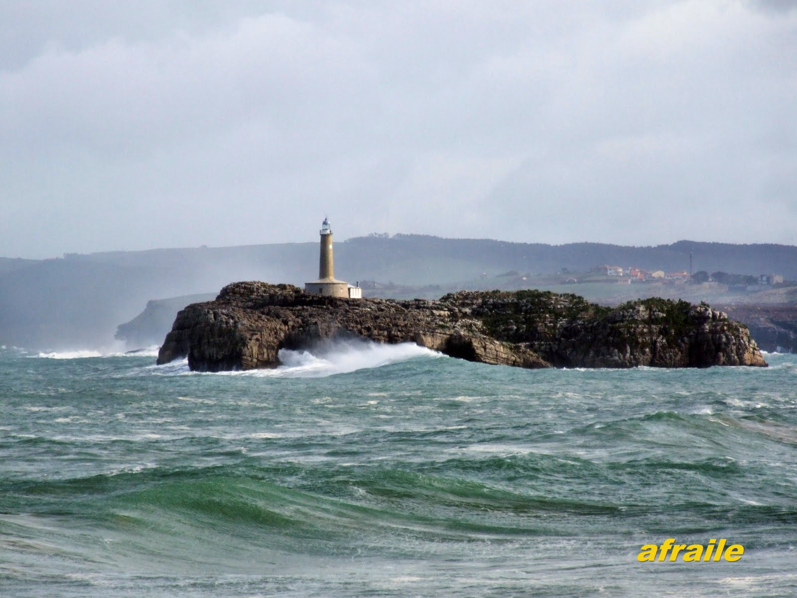 Foto afraile: Santander (Isla de Mouro).