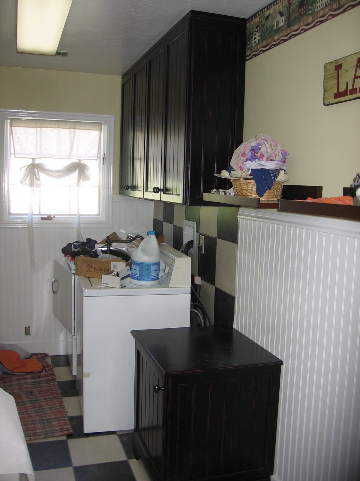 Fontaine de Bienvenue Home: Slacking on the Home Remodel Pictures