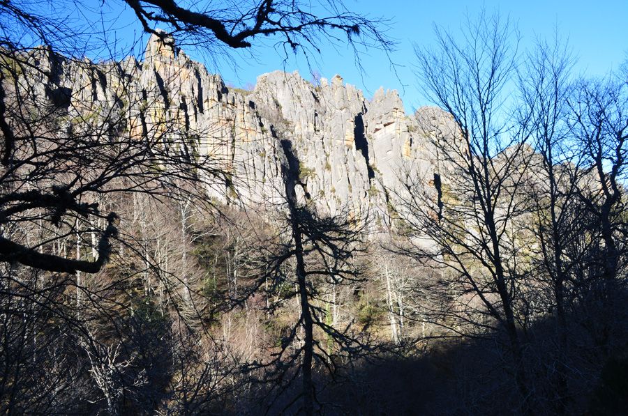 Ojolince y Sra.: Ascensión al Cueto de la Concilla (Cantabria)
