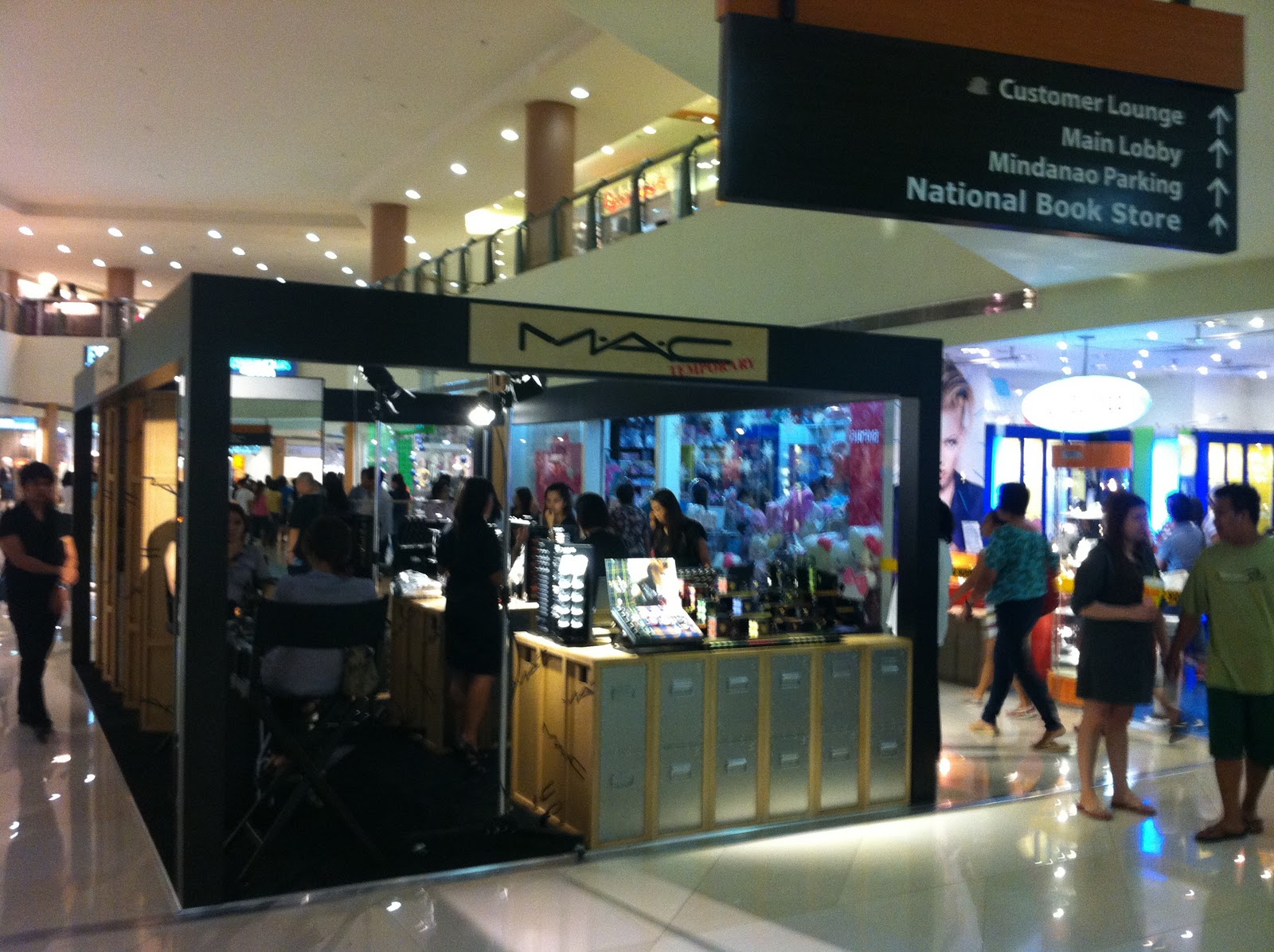 Rainbow Monster: MAC trinoma!