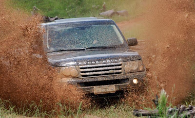 AUTOBESTCARS: Range Rover Sport na lama