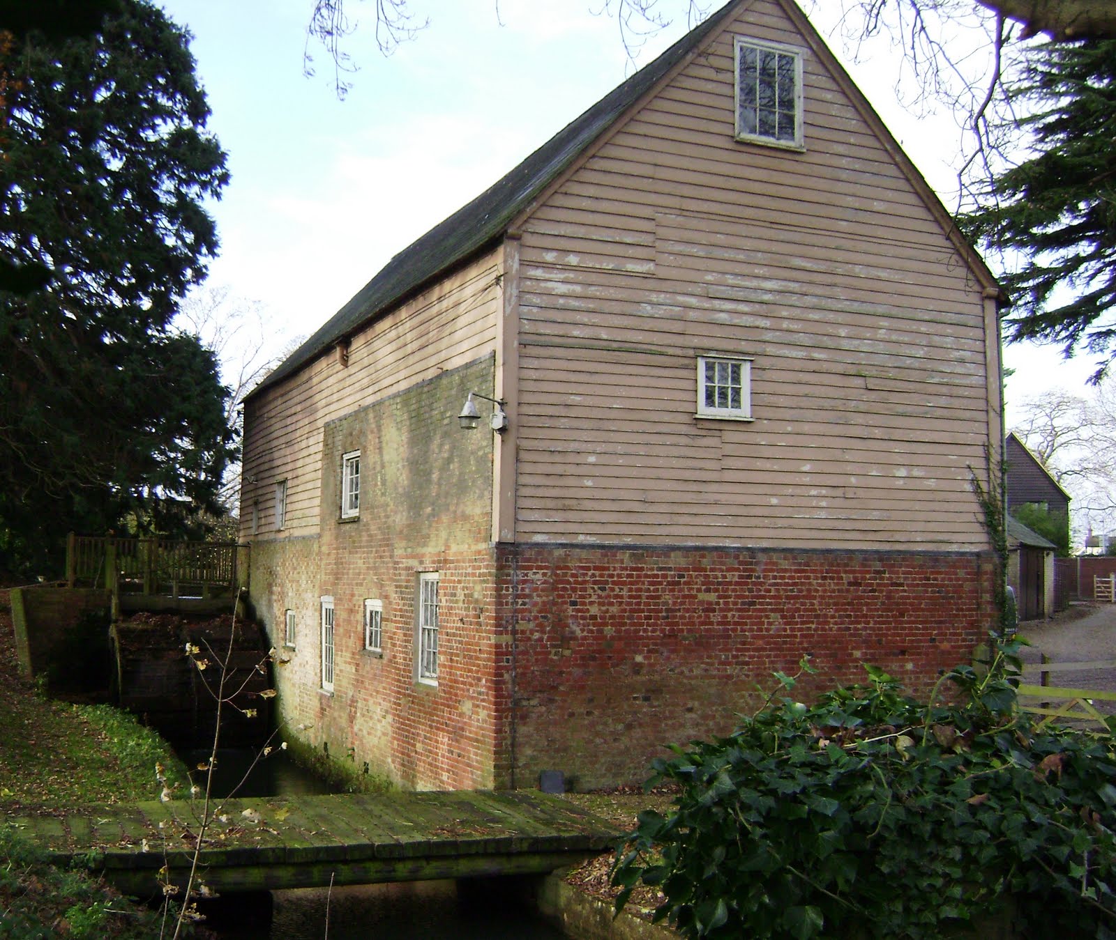 Dunstable Bogtrotters: WALK FROM FLITWICK NOVEMBER 2009