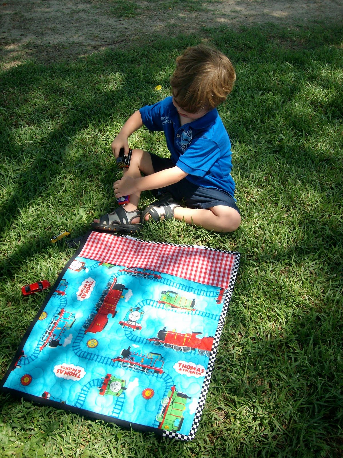 Angel Scraps Quilting: Thomas the Train Quilted Travel Play Mat Tutorial