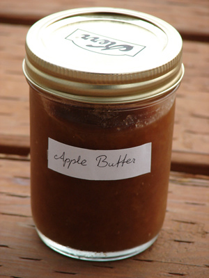 Southern With A Twist: Old Fashioned Apple Butter