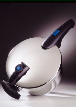 Super fast Cooking with Pressure Cookers: Fissler Blue Point- As the ...