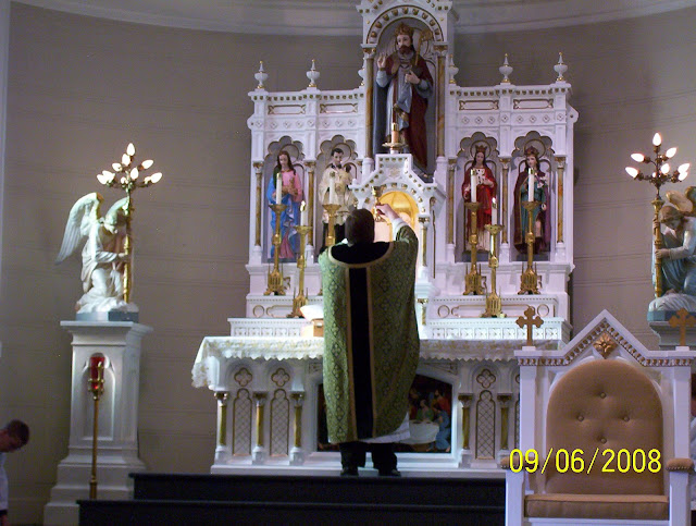 New Liturgical Movement: Sacred Music and the Orientation of the Priest ...