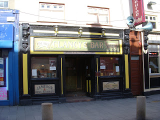Enthusiastic Noise: Clancy's Pub in Bray, Ireland