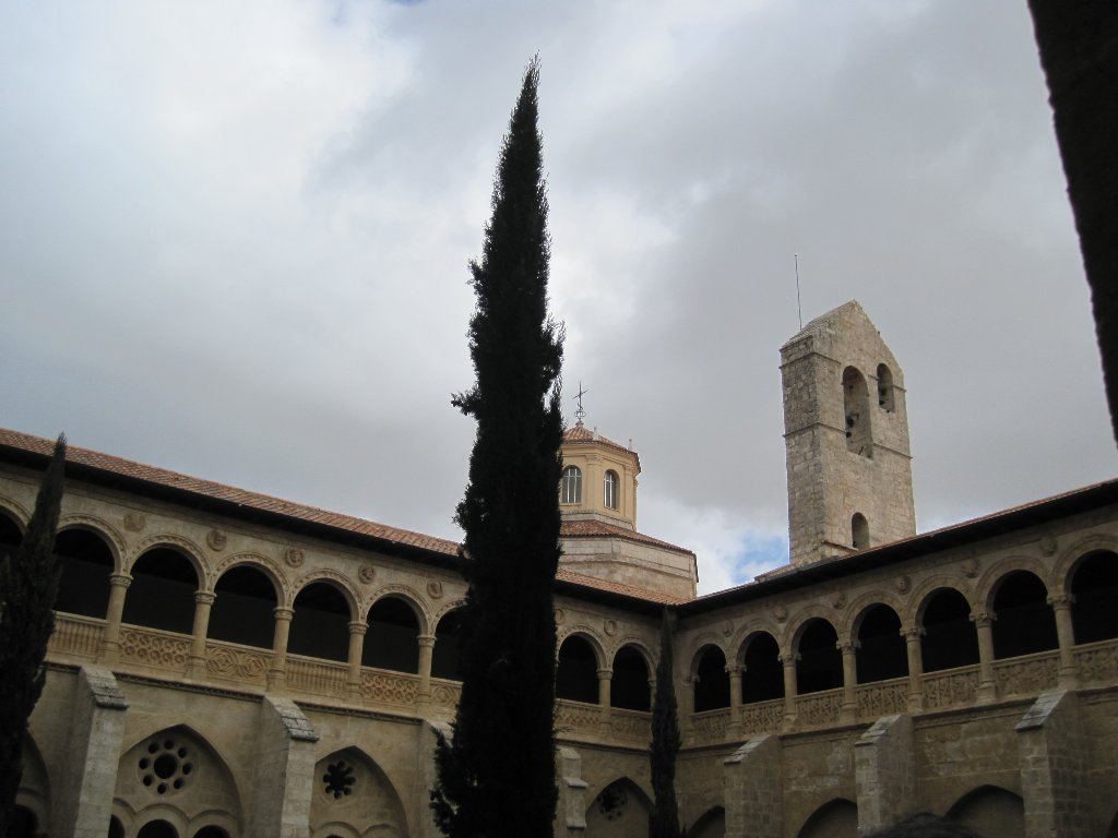 Viajando tranquilamente por España y Europa: Monasterio de Santa María ...