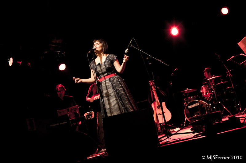 MJSFerrier Photography: Live Music - Frances Thorburn - The Arches ...