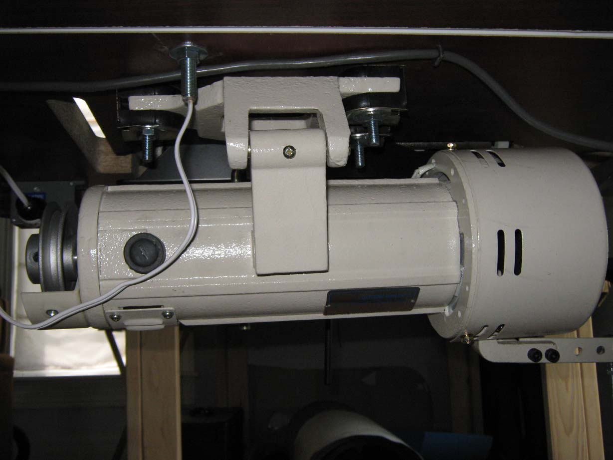 Leif Labs: Singer 20U73