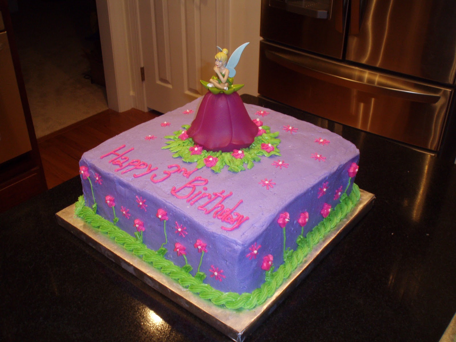 Lucky in Love: Tinkerbell Cake