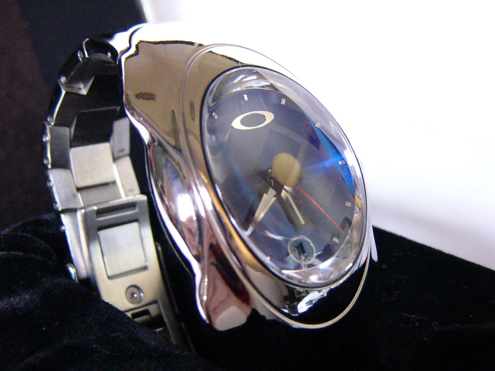 Oakley Saint: Time Bombs