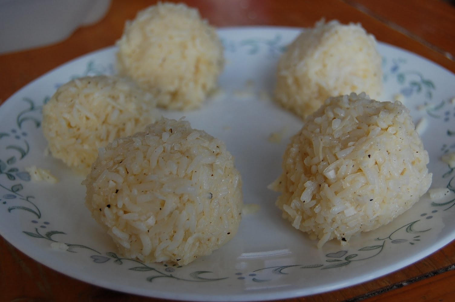 Hmong Can Cook: Nam Khao (Laotian Fried Rice Ball Salad)