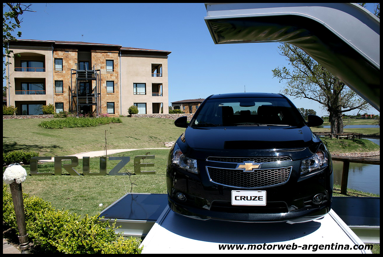 Lanzamiento Chevrolet Cruze - Motorweb Argentina