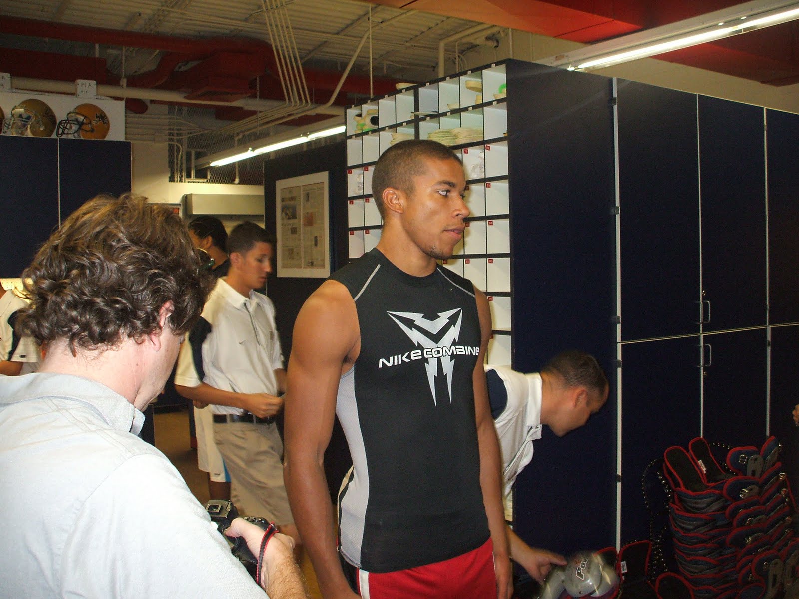 ARIZONA WILDCAT EQUIPMENT: Class of 2010 Arizona Football Reports Today