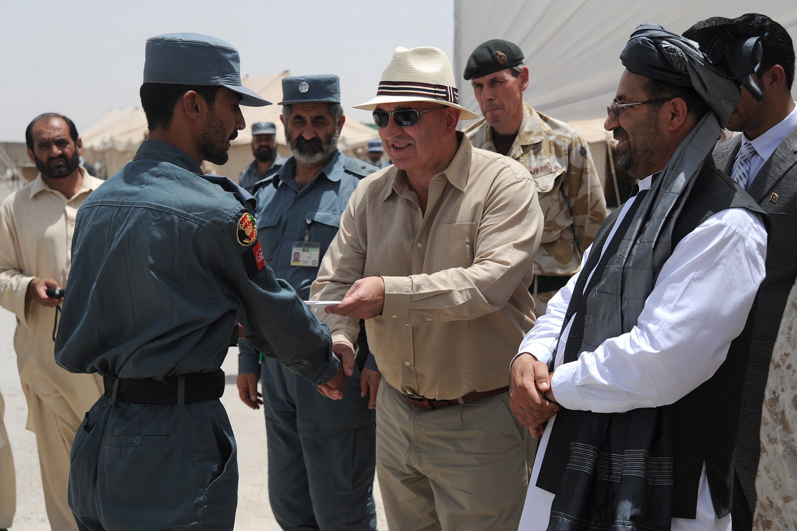Helmand Blog - Afghanistan: The 1,000th recruit - Helmand Police ...
