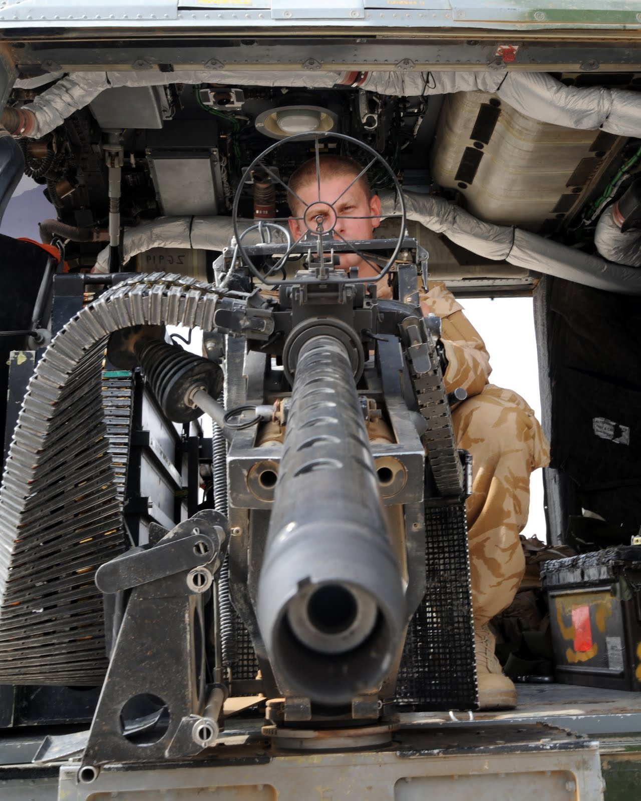 Helmand Blog - Afghanistan: New Lynx helicopter provides fire power ...