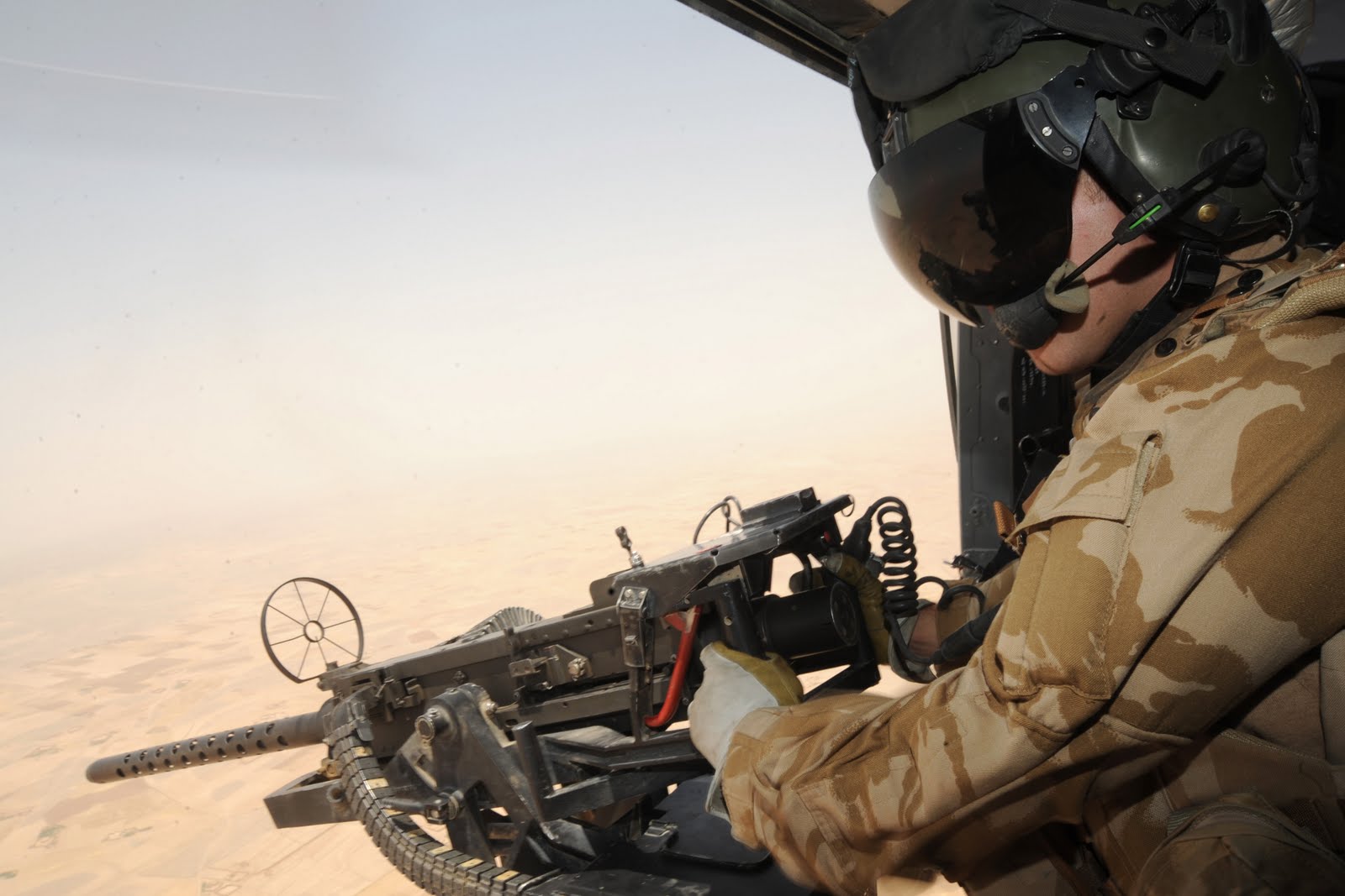 Helmand Blog - Afghanistan: New Lynx helicopter provides fire power ...