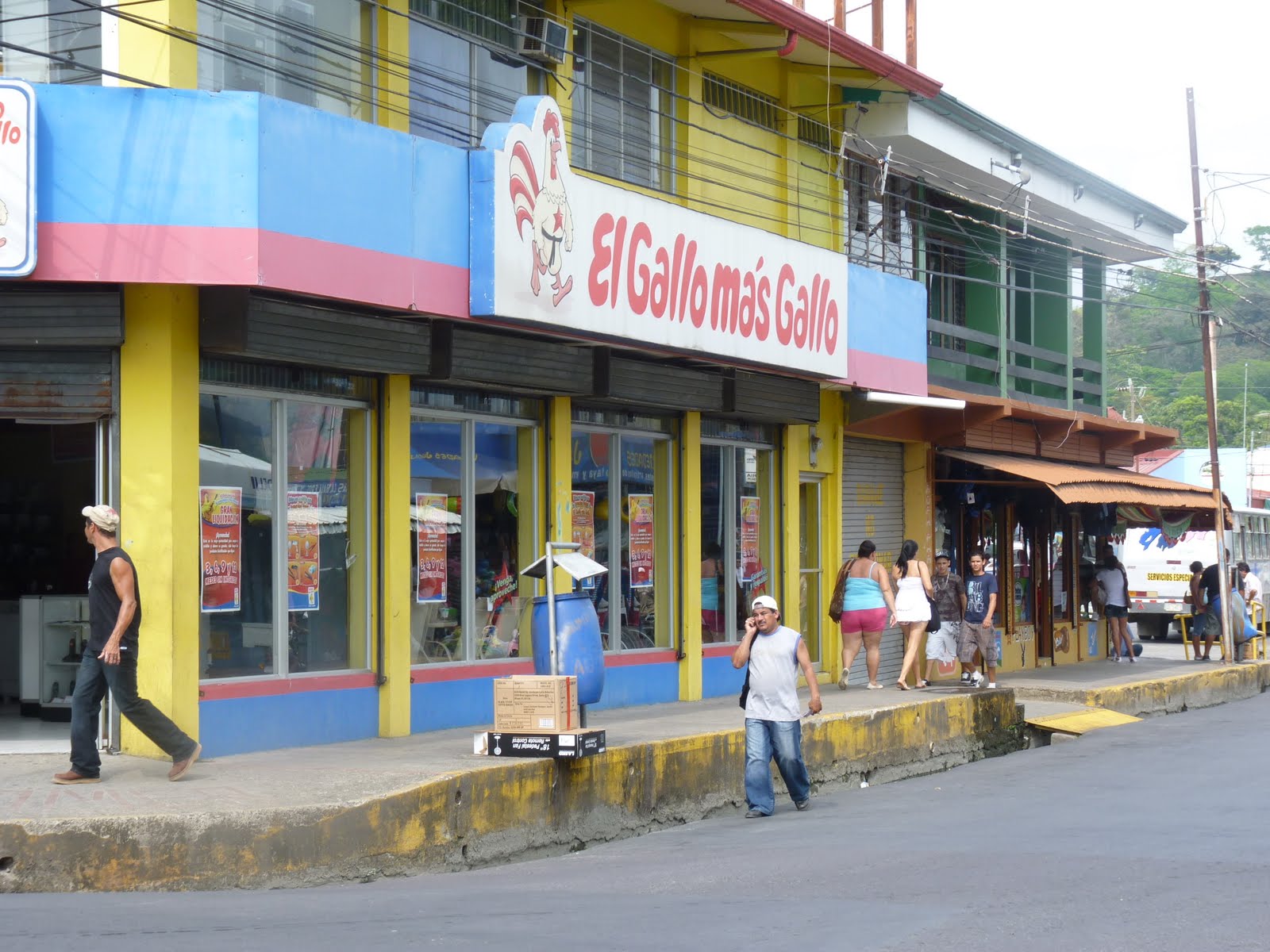 Karen's Planet: TRADING ONE TROPICAL PARADISE FOR ANOTHER