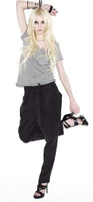 Kristina's FMP Blog: Photoshop: Digital Telephone Box