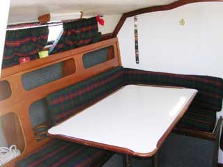 Broker Náutico: Velero Alpha 25 US$ 18.500