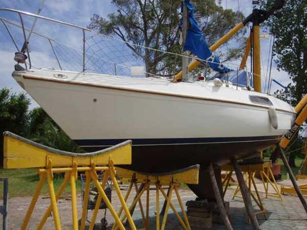 Broker Náutico: Velero Alpha 25 US$ 18.500