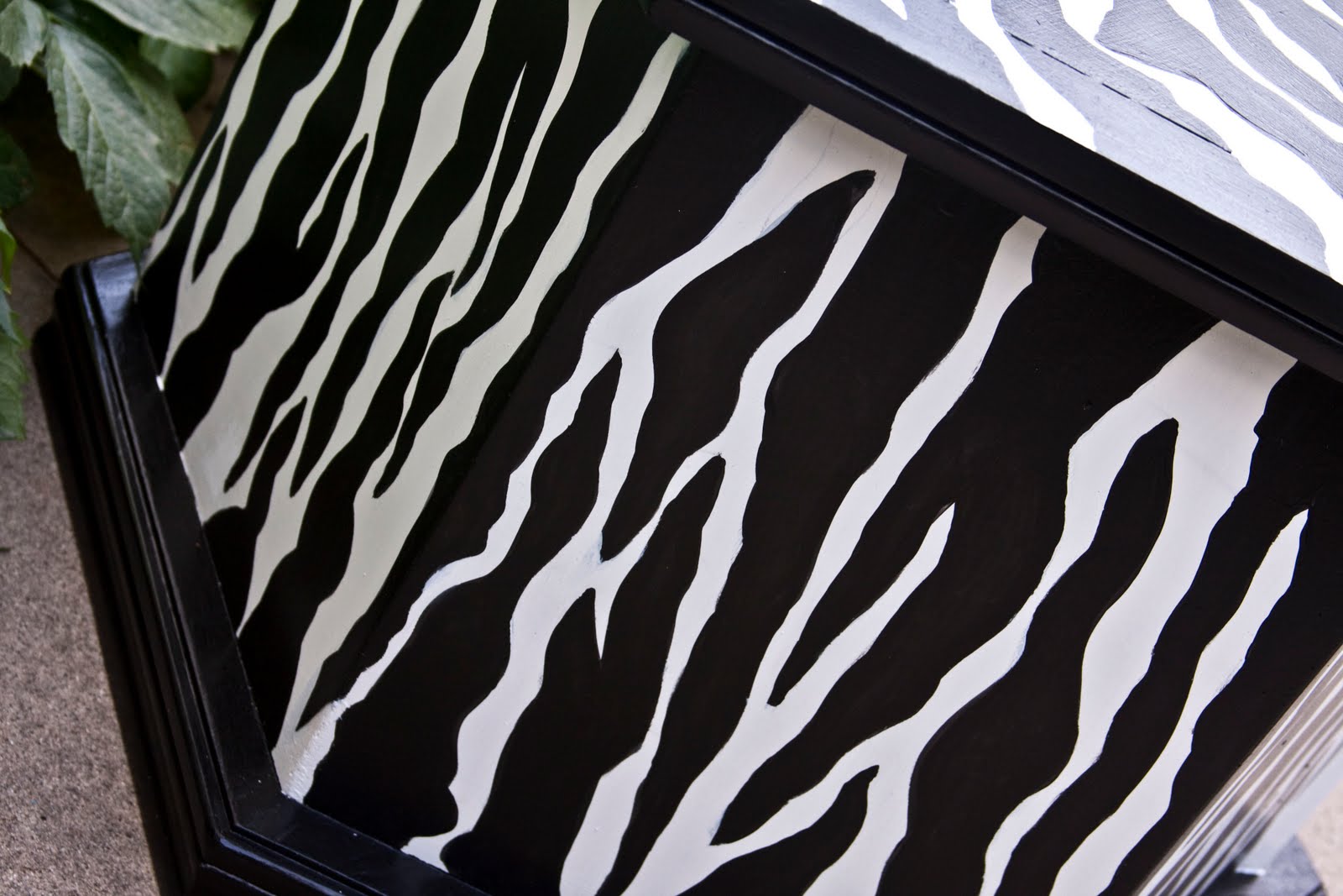 Modernly Shabby Chic Furniture: Hand Painted Zebra Stripe End Table ...