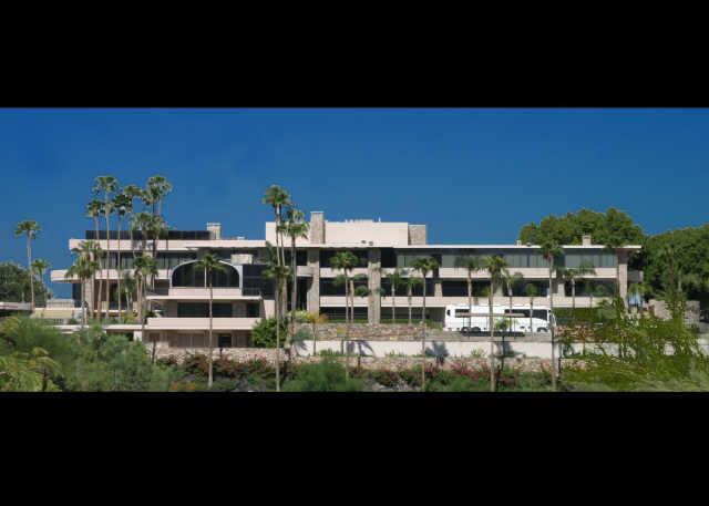 MacDaddyPaddy: The McCune Mansion