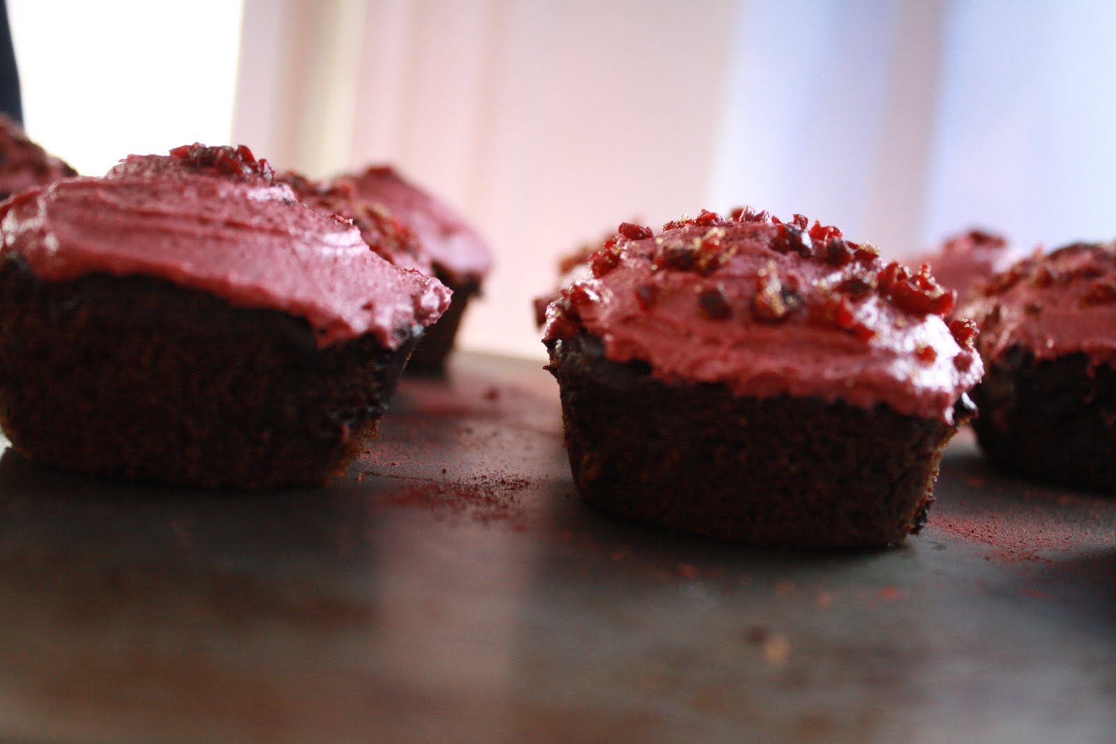 spring around the bend: can't be beet chocolate cupcakes