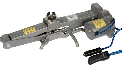 Blog do Moquenco: Car Jack, o macaco elétrico