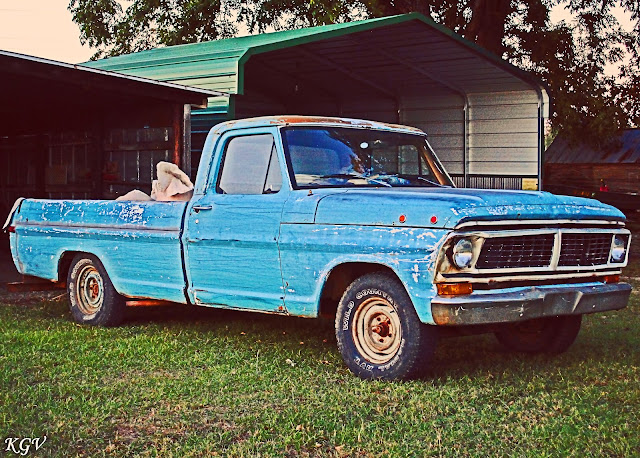 CraneFarms: Old Rusty Trucks