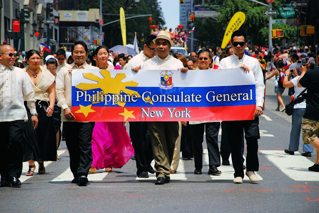 The Nomadic Pinoy: Mabuhay Ang Pilipinas!