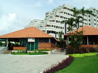 Halfway Between the Gutter & Stars: LIFE AT VIT UNIVERSITY : VELLORE