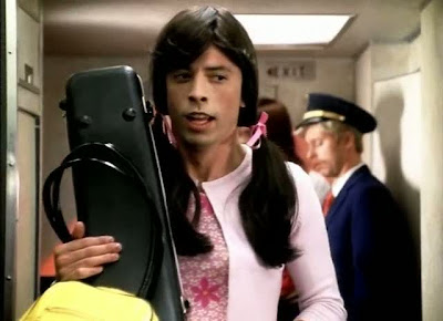 Vdeo Clipe HD: Video Clip - Foo Fighters - Learn to Fly