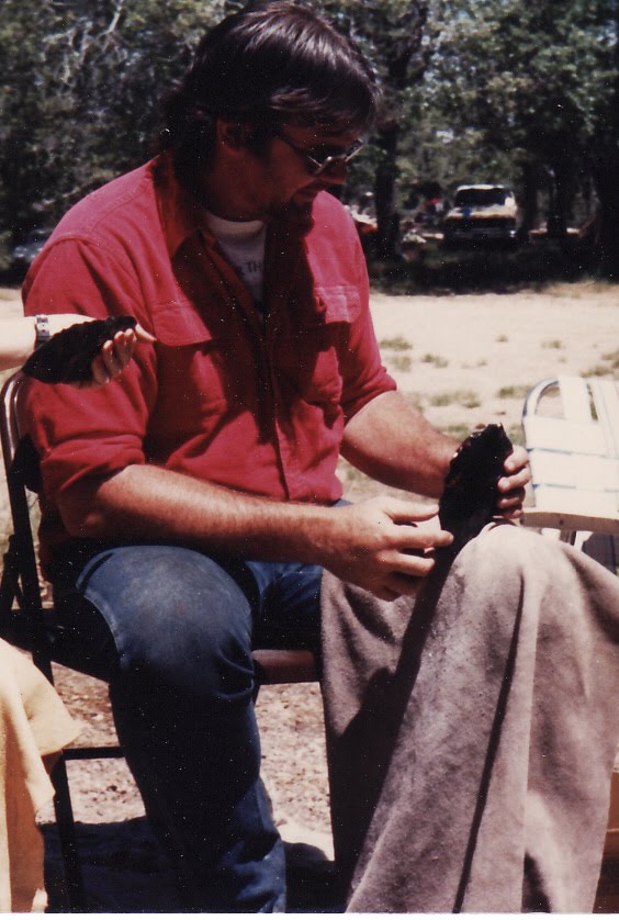 FLINTKNAPPING DIGEST