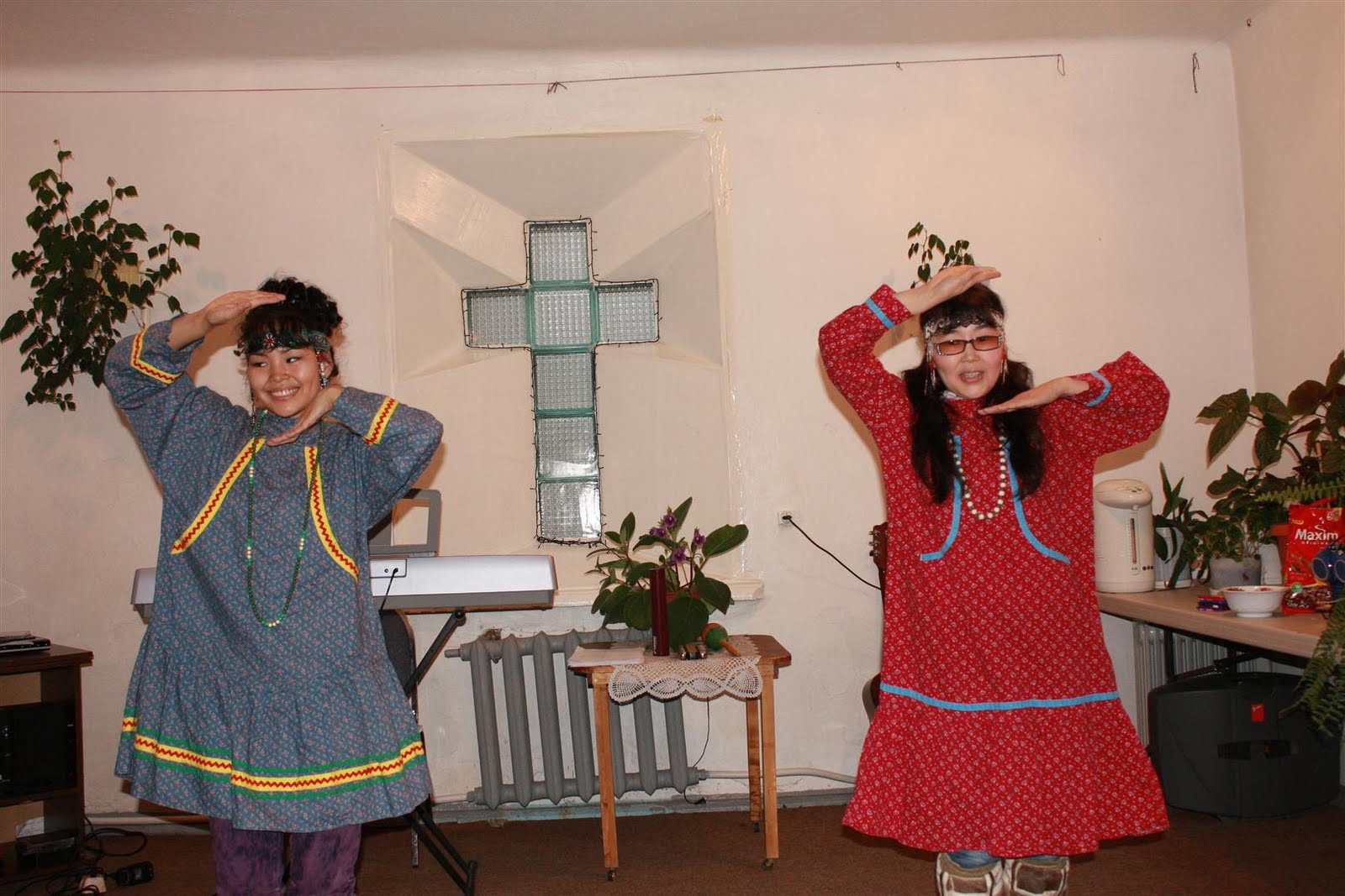 From East to West: Praise God in Chukchi language!!!