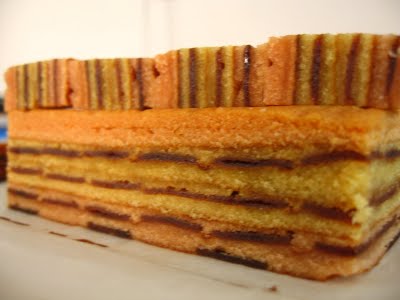My Recipes: HAW FLAKES LAYERED CAKE