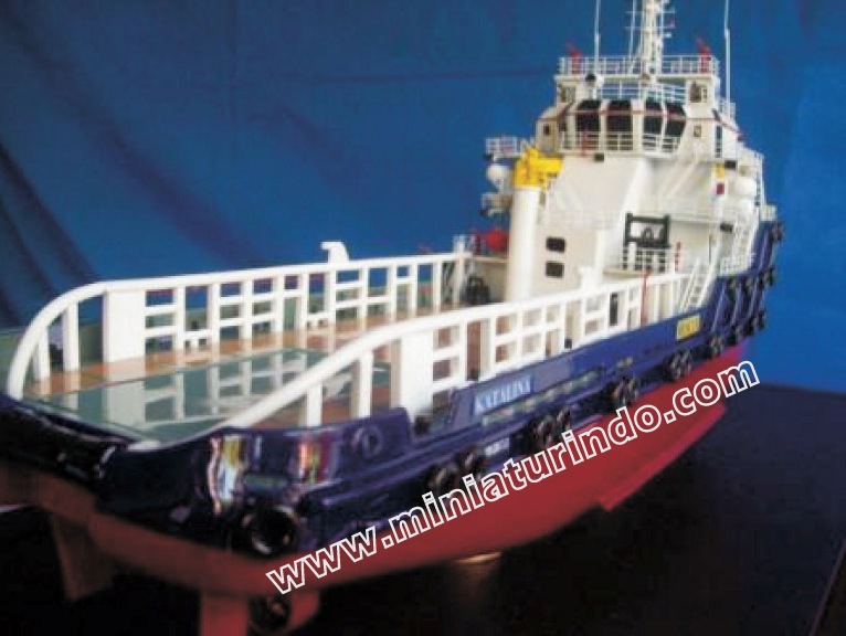 Ship Model Specialist : MINIATURINDO: Service Vessel: Anchor Handling ...