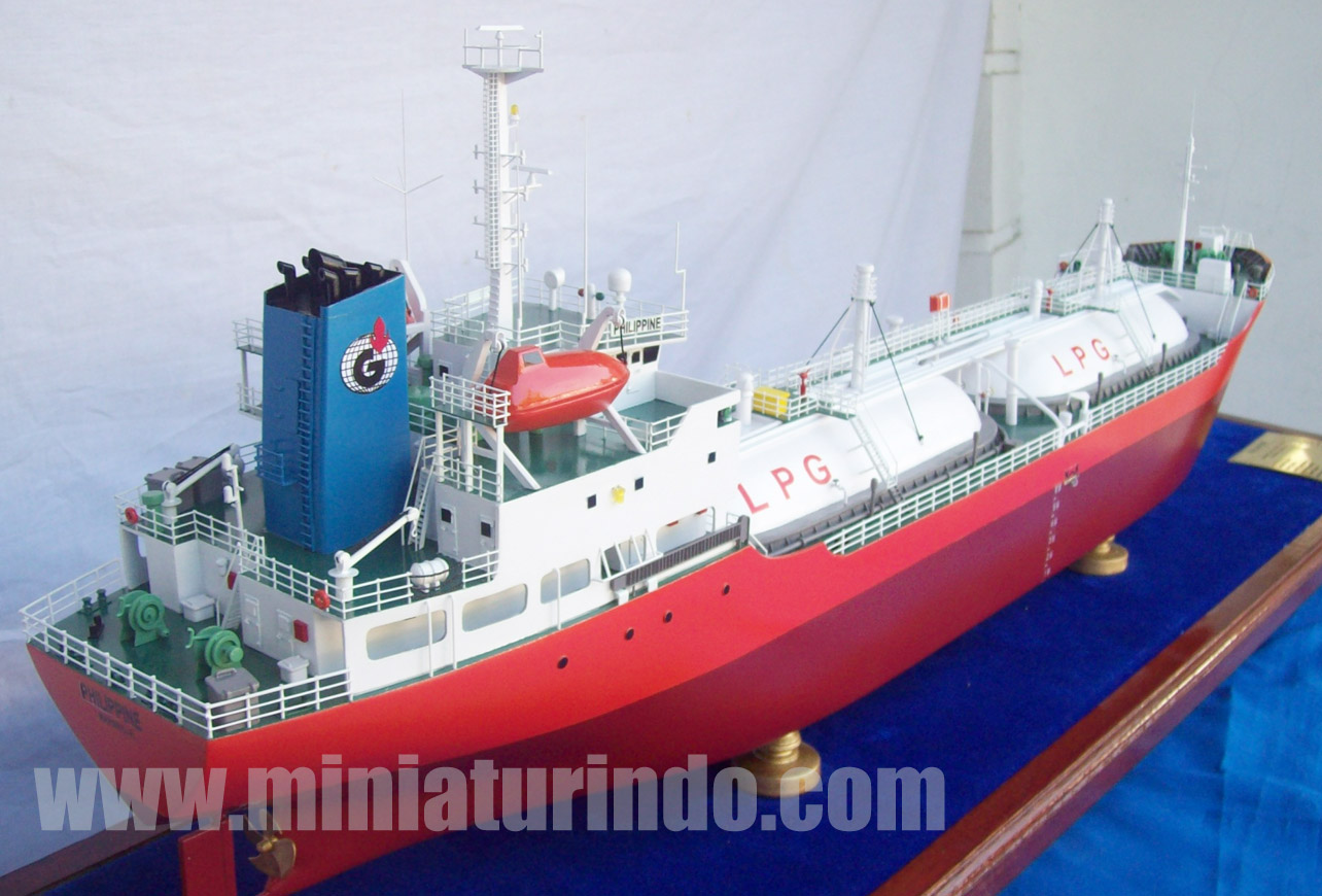 Ship Model Specialist : MINIATURINDO: LPG carrier model ship orders ...