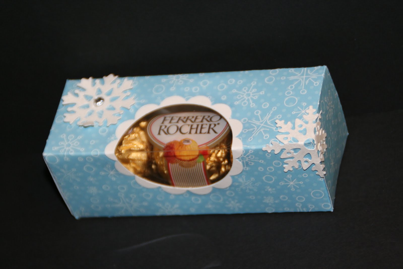 My Creative Corner!: Candy Cane Christmas Decorative Paper Candy Box