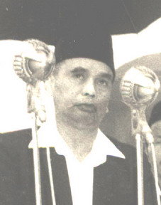 The Founding Fathers of Persis: K.H.E. ABDURRAHMAN DAN SEJARAH ...