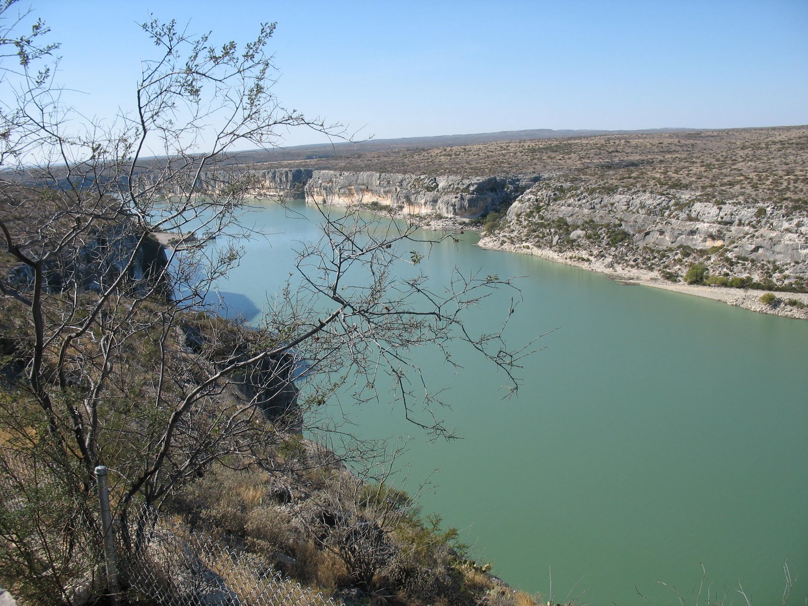 LISTO DEL RIO-ANDALE!: PATTY DOES DEL RIO, Lake Amistad & LANGTRY.